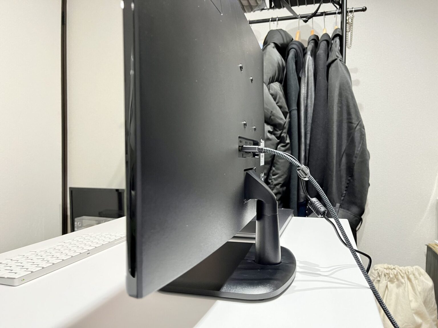 【Acer EK240YCbi 23.8型 レビュー】在宅ワーク用モニターの及第点。これでいい - リファインマガジン