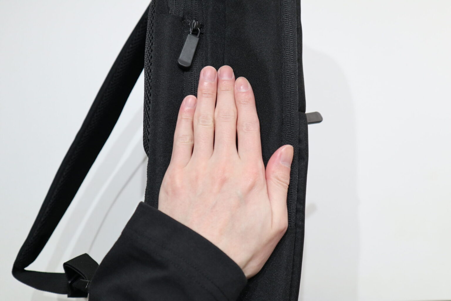 GLEVIO(グレヴィオ)のビジネスリュックを購入レビュー！実際に2週間使ってみた感想 - リファインマガジン