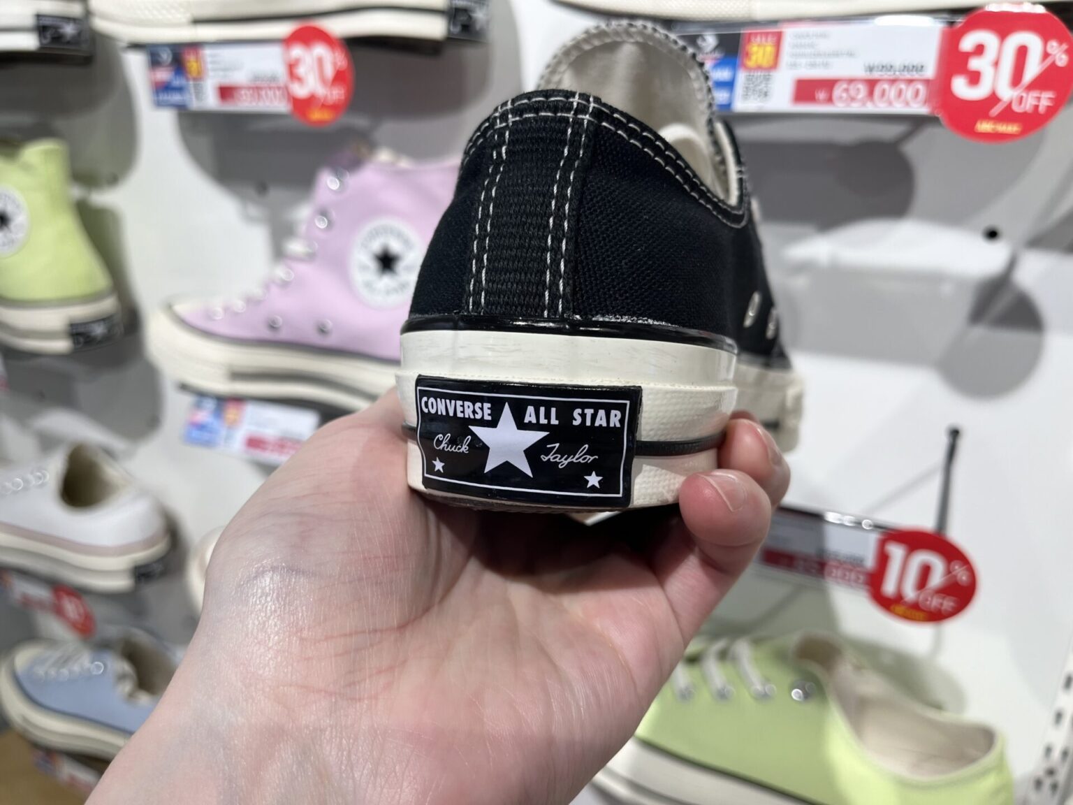 韓国（弘大）にあるABCマートのコンバースのラインナップを紹介！【ct70、ラン・スターハイクなど】 - リファインマガジン